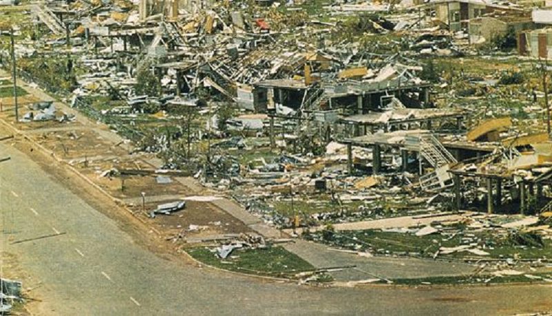 Devastated Darwin street after Cyclone Tracy, showing widespread ...